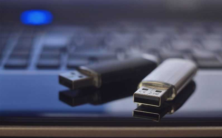 10 Best USB Security Software to Lock Your Flash Drive in 2021