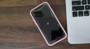 iPhone Black Loading Screen with Spinning Wheel? Find Fix Here!